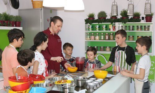 Curs de gatit pentru copii - duminica de la ora 11:30